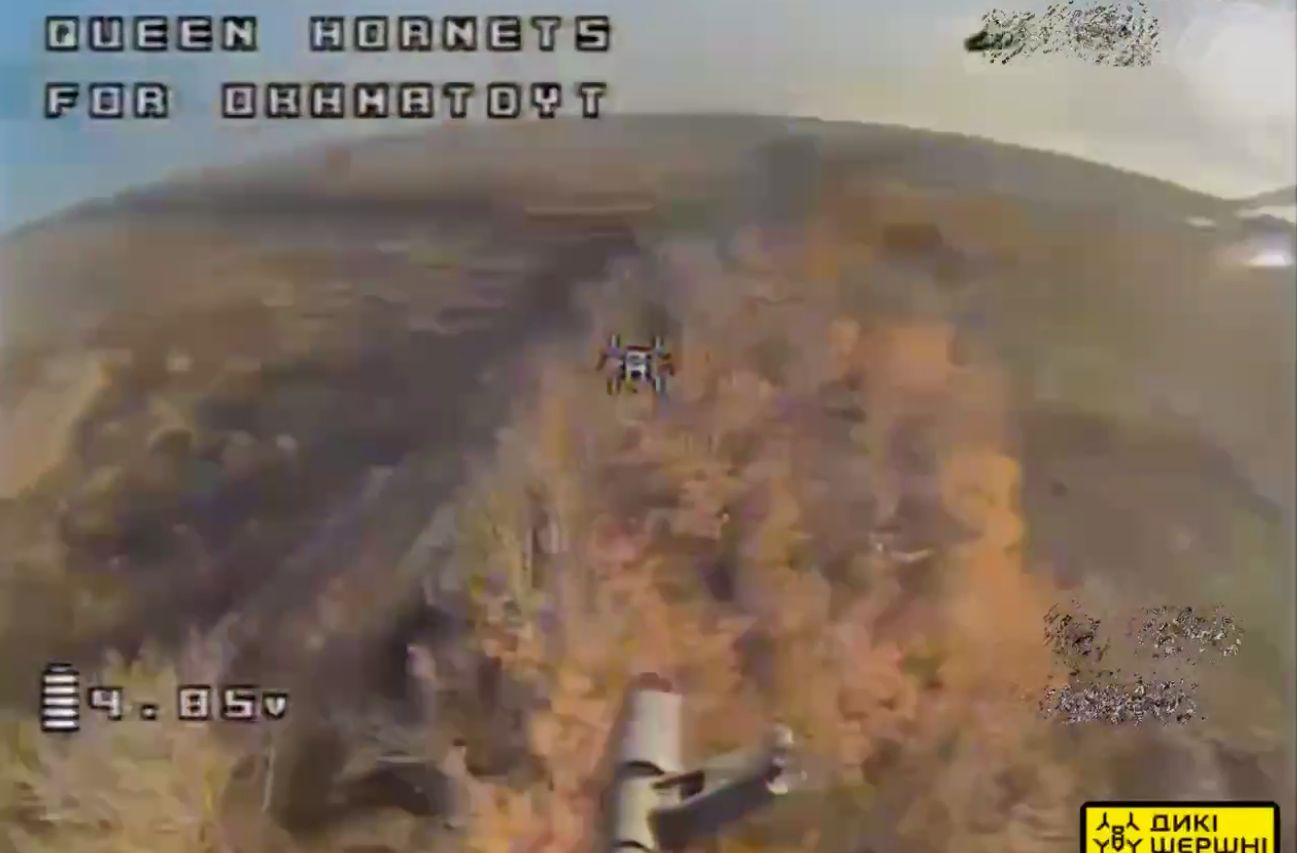 Ukraine’s largest FPV drone makes history with first-ever assault rifle ...